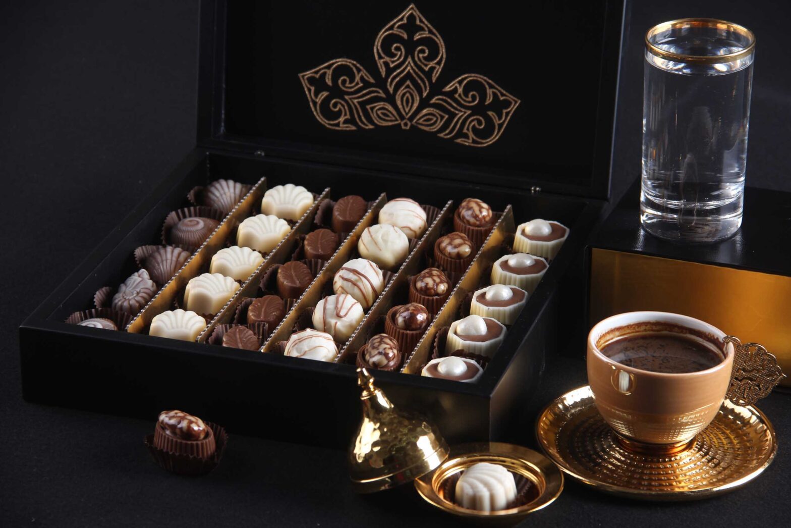 Wooden Chocolate Box Type-04: